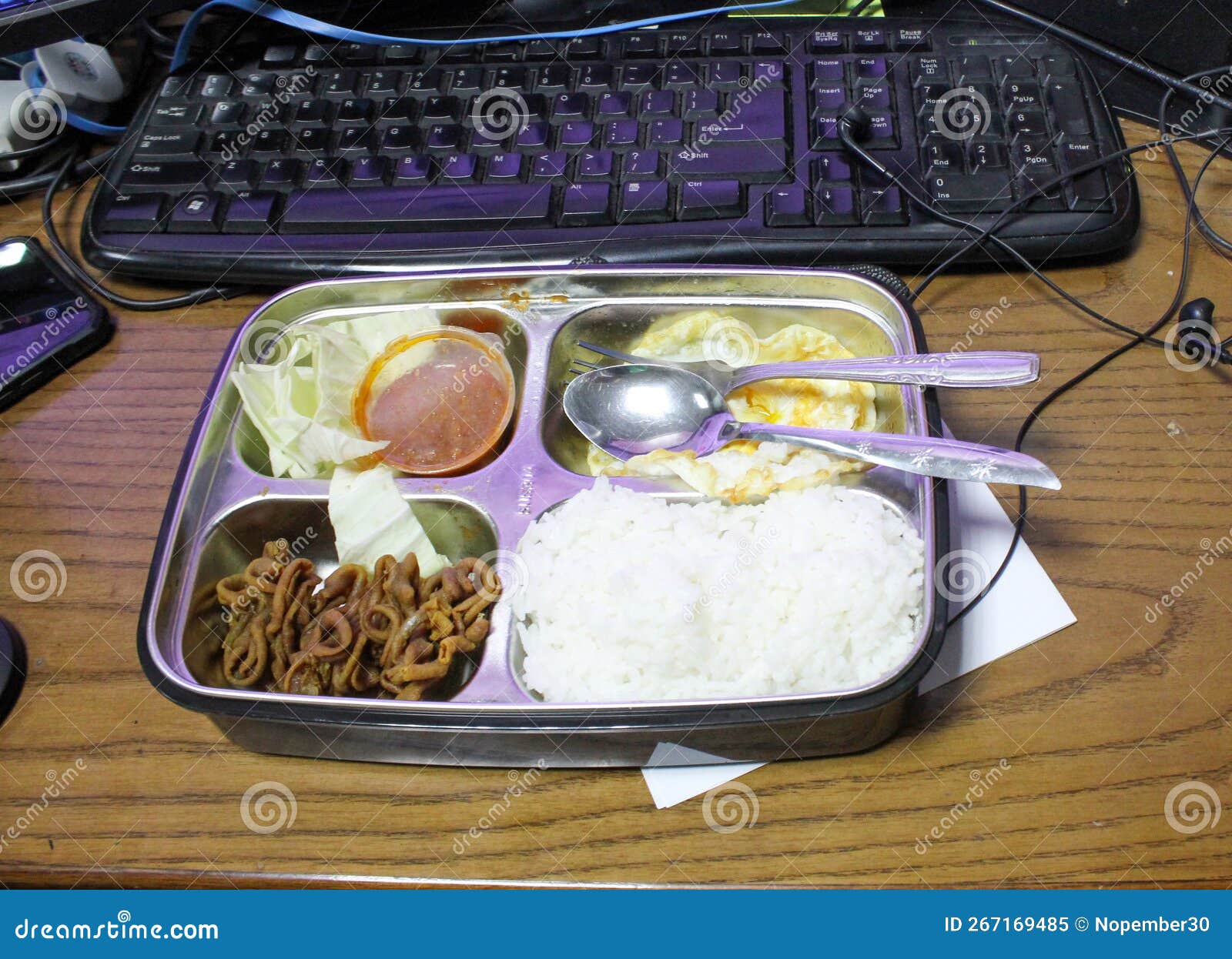 Lunch box editorial image. Image of eating, desk, health - 267169485