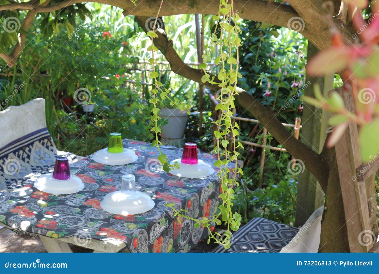 Lunch Garden Table [farm Collection] Stock Image - Image of room, glass ...