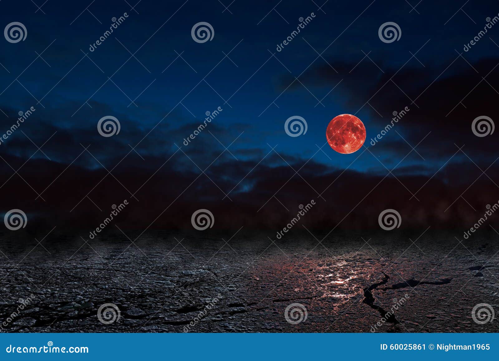 Lune rouge - bloodmoon image stock. Image du lunaire - 60025861