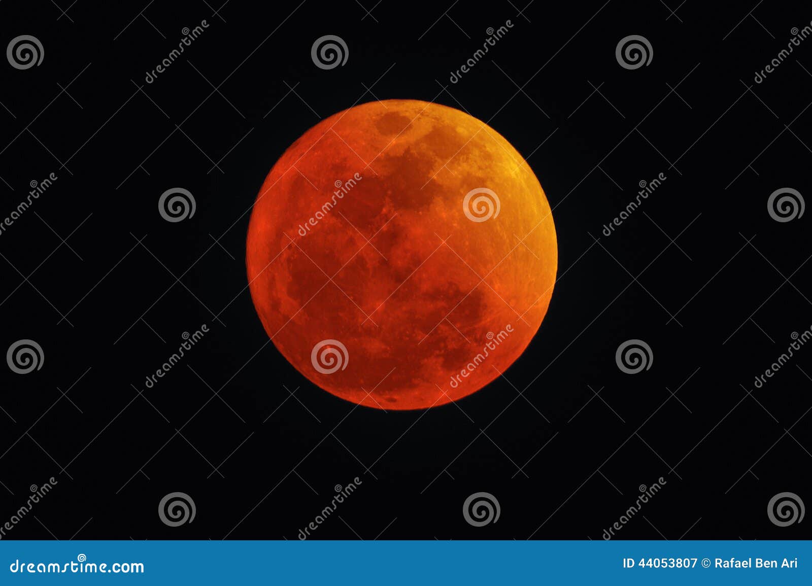 Lune rouge sang image stock. Image du lune, présage, orange - 44053807