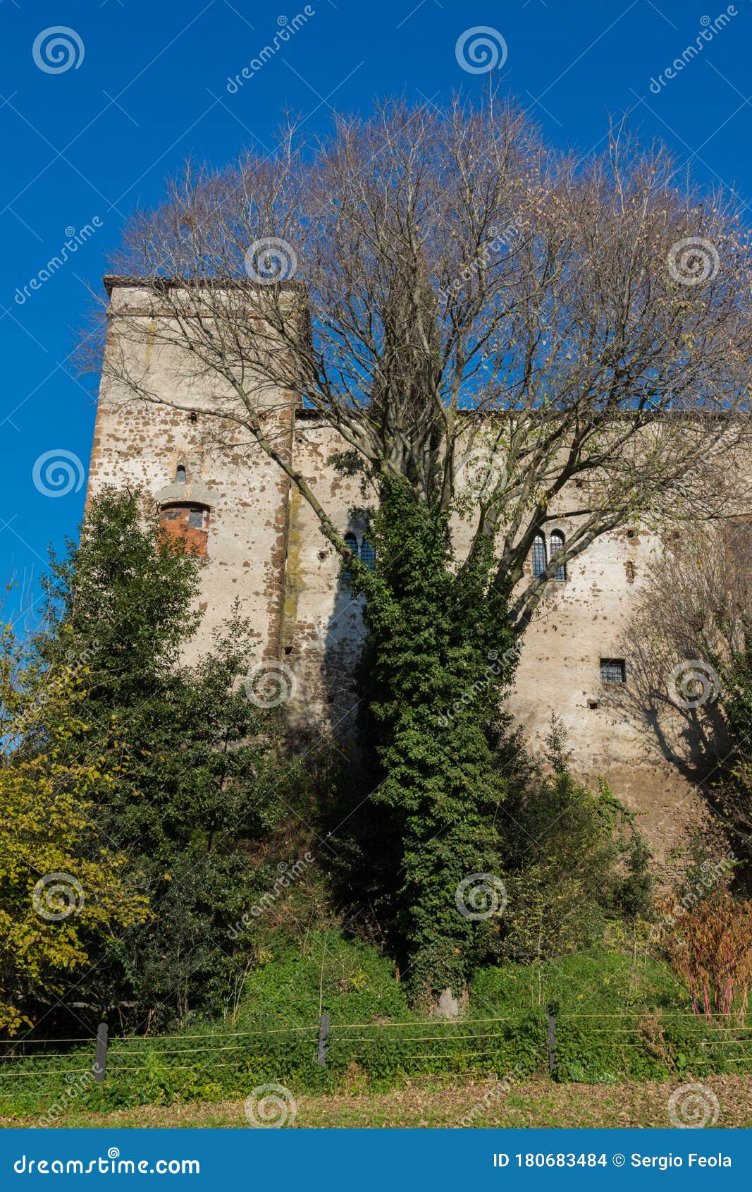 Lunghezza (Rome), the Castle Stock Photo - Image of castle, monuments ...