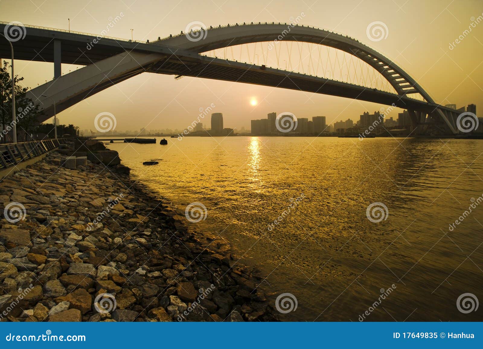 Lupu Bridge stock image. Image of steel, common, development - 17649835