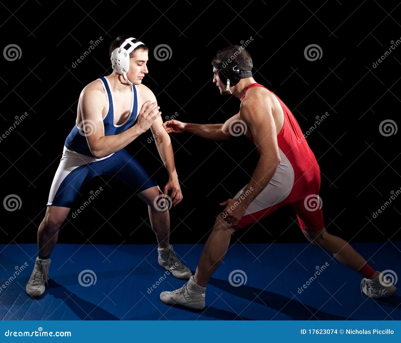 Lutte photo stock. Image du adulte, caucasien, singulet - 17623074