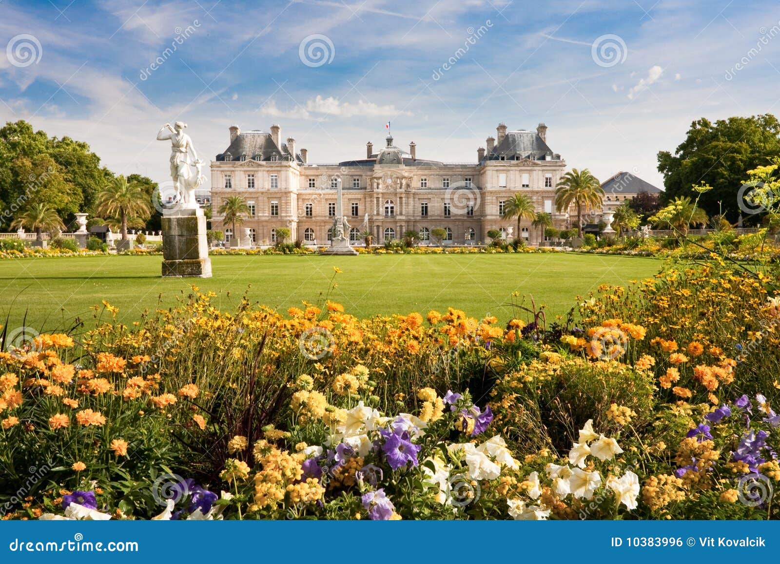 Luxembourg Palace with Flowers Stock Photo - Image of historic ...