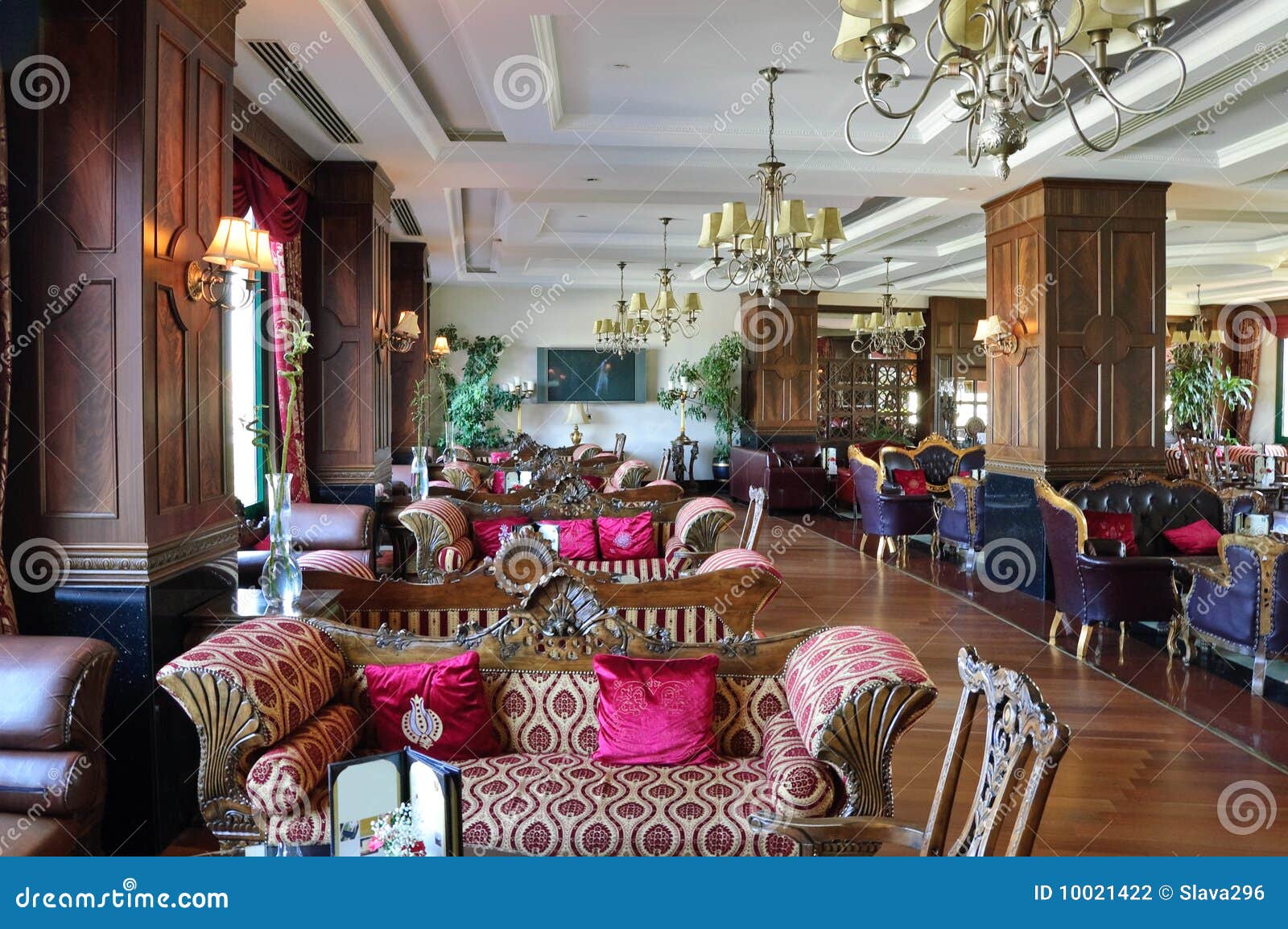 Luxurious hotel lobby area stock photo. Image of decoration - 10021422