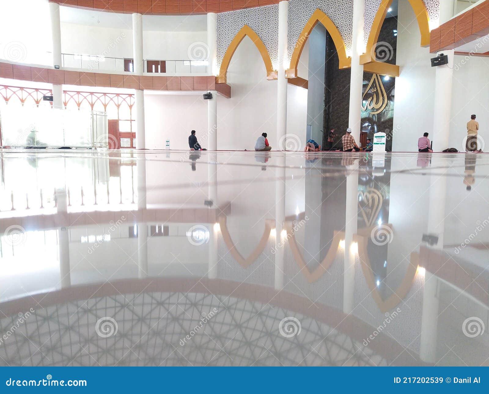 The Luxurious Interior Design of the Mosque Editorial Stock Image ...