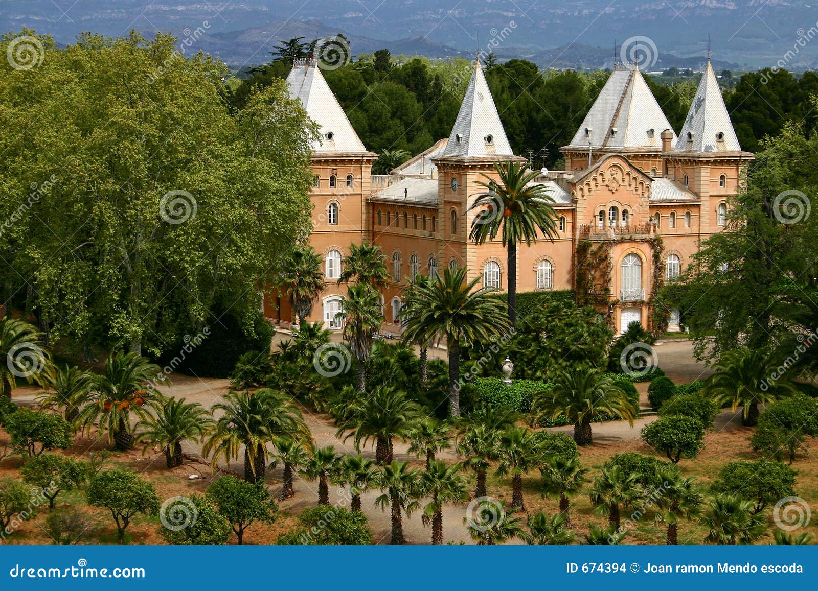 Luxurious Spanish mansion stock photo. Image of landscaped - 674394