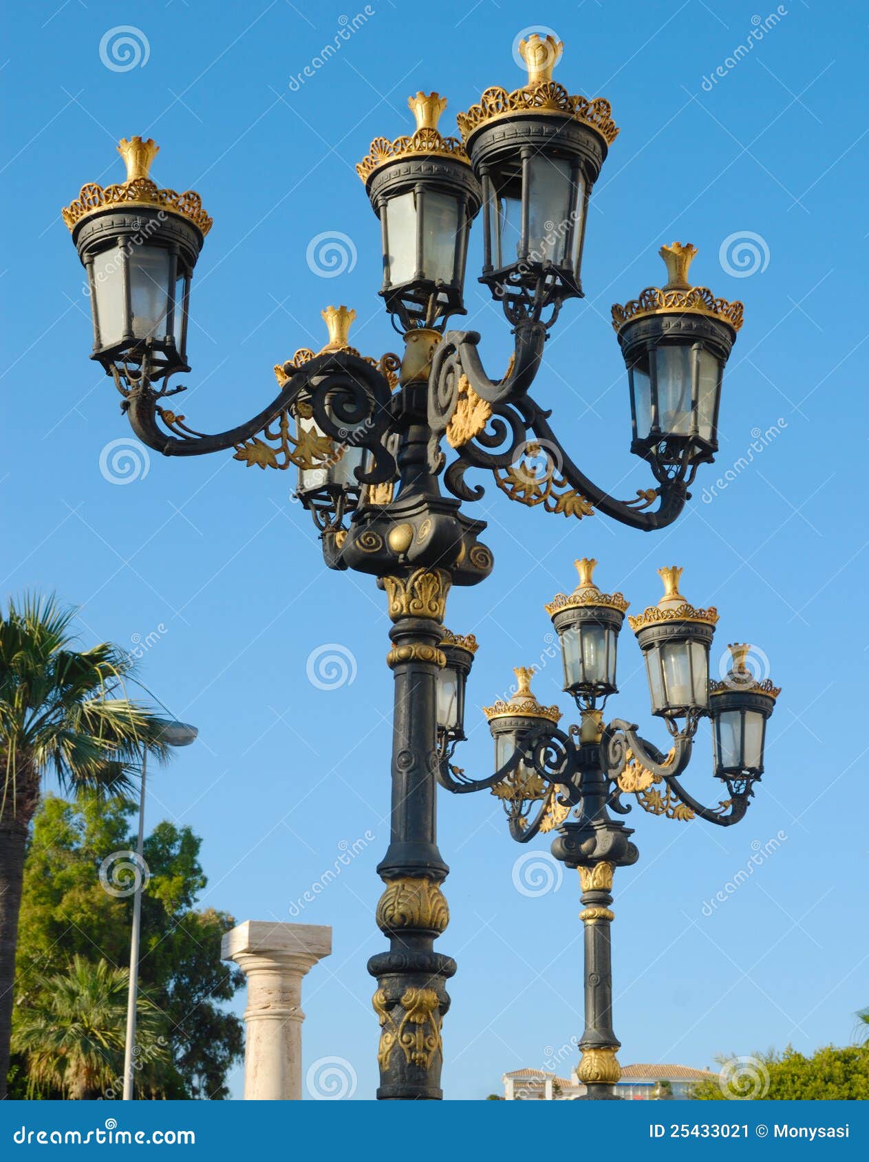 Luxurious streetlights stock image. Image of lampposts - 25433021