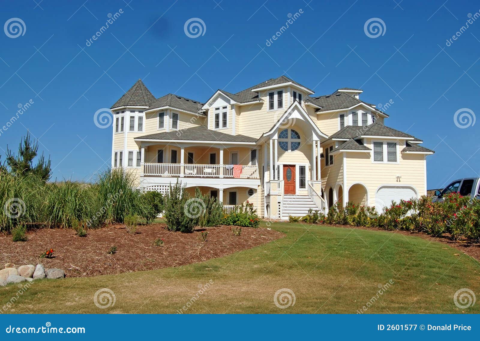 Luxury Beach House stock image. Image of outerbanks, carolina - 2601577