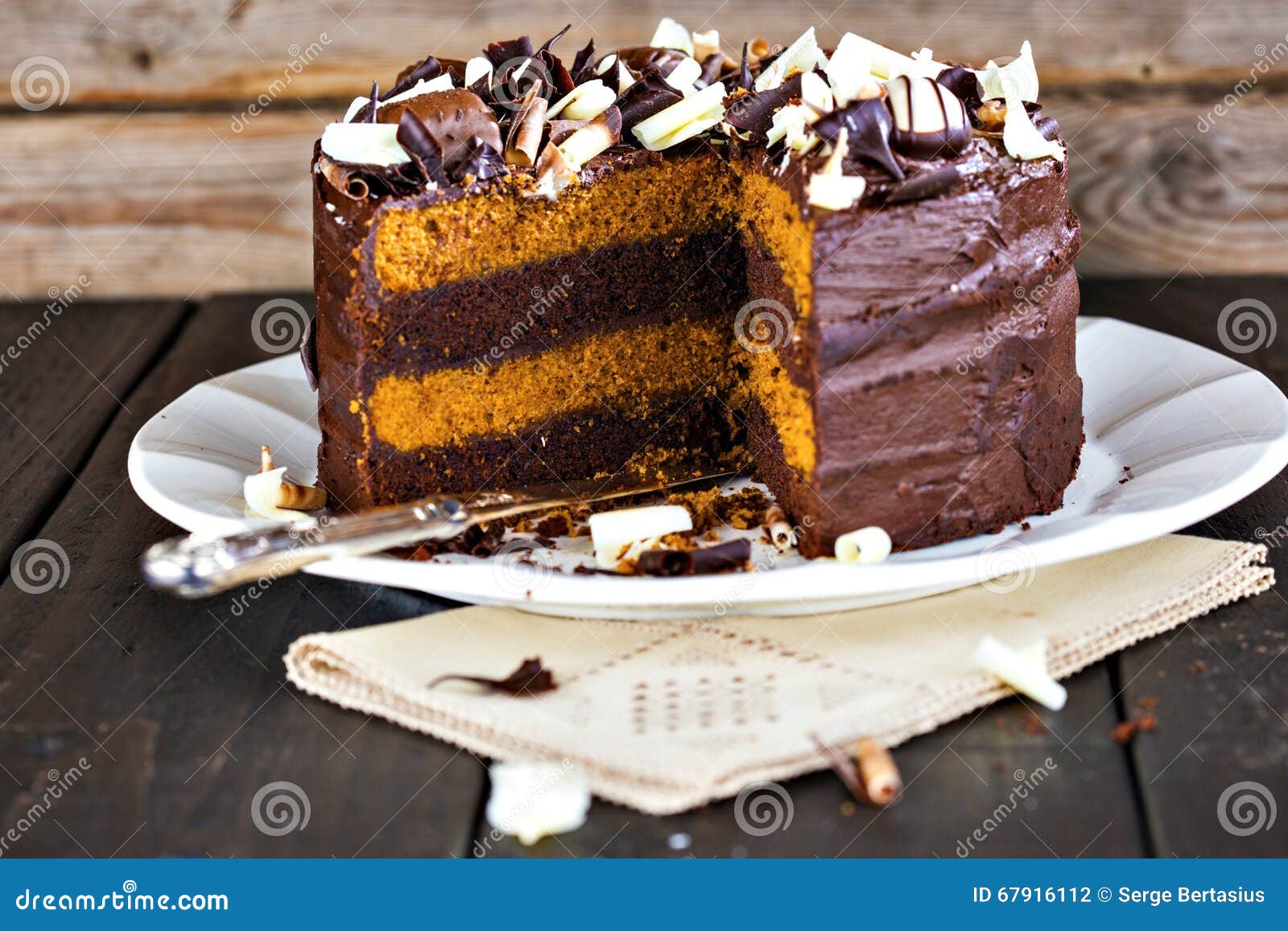Luxury Chocolate and Toffee Layer Cake Stock Photo - Image of ...