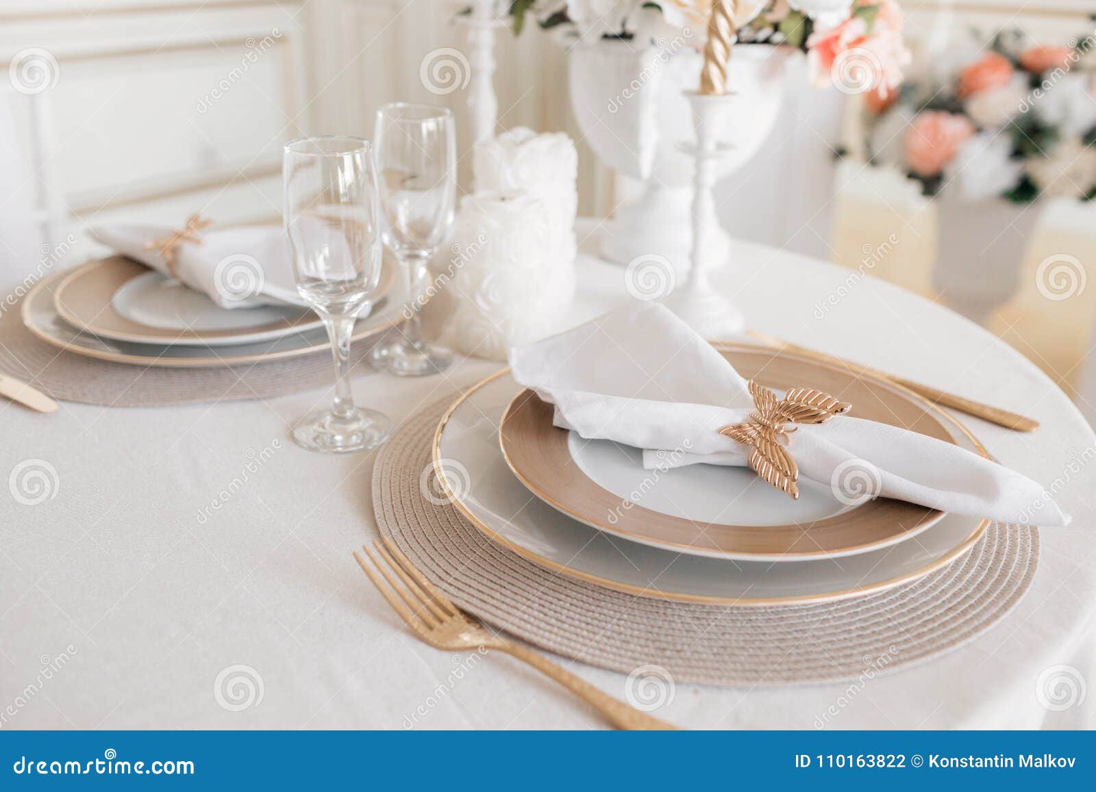 Close-up Layout of the Festive Table. Decorated Table and Chairs for a ...