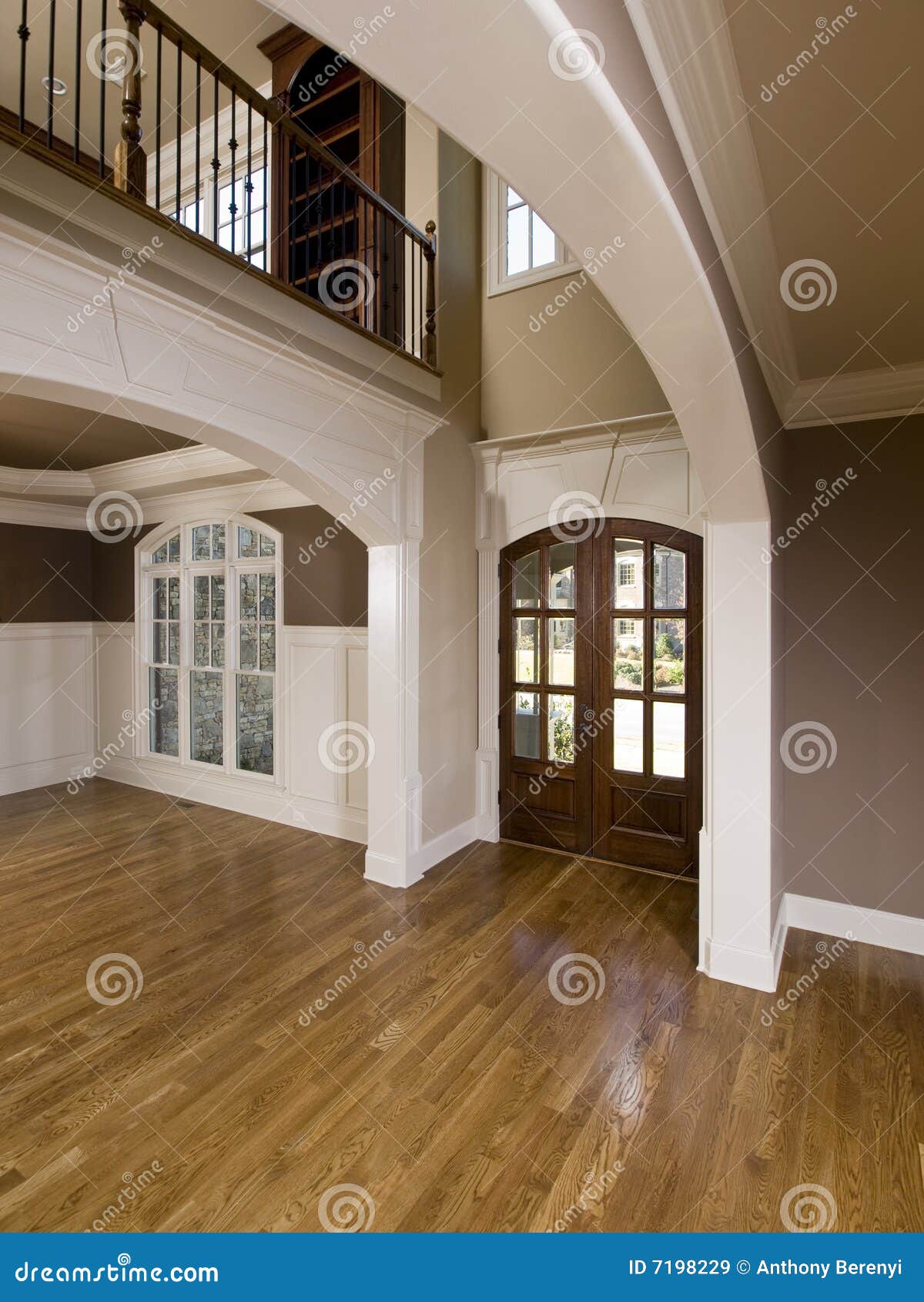 Luxury Extreme Arch Entrance Stock Image - Image of floor, foyer: 7198229