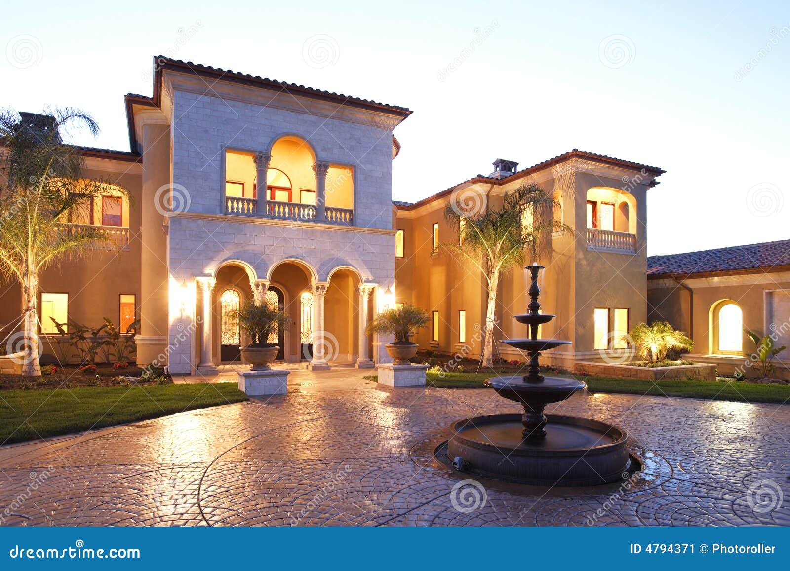 Luxury Home stock image. Image of evening, estate, prestigious - 4794371
