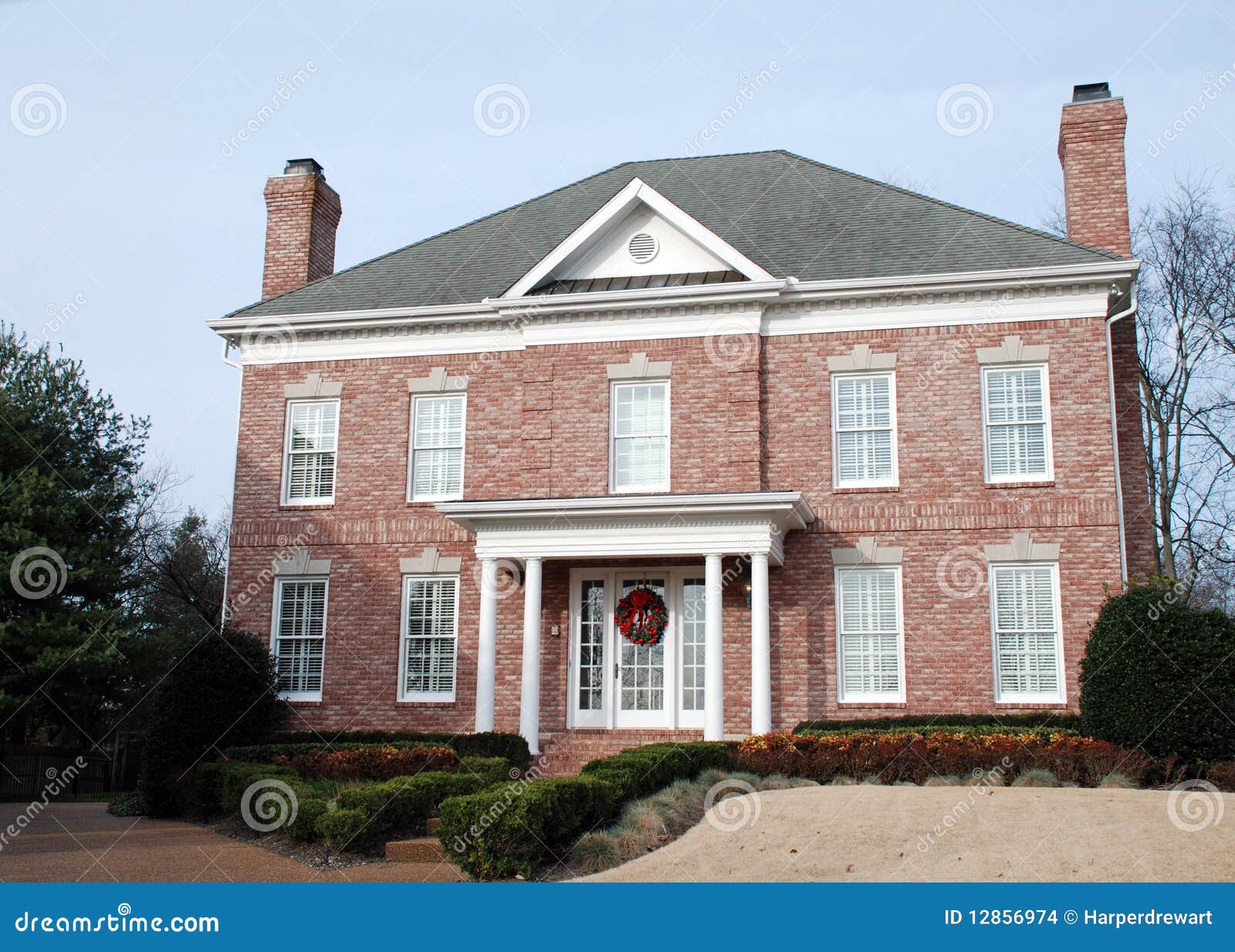 Large White Mansion Columns Stock Images - Download 183 Royalty Free ...