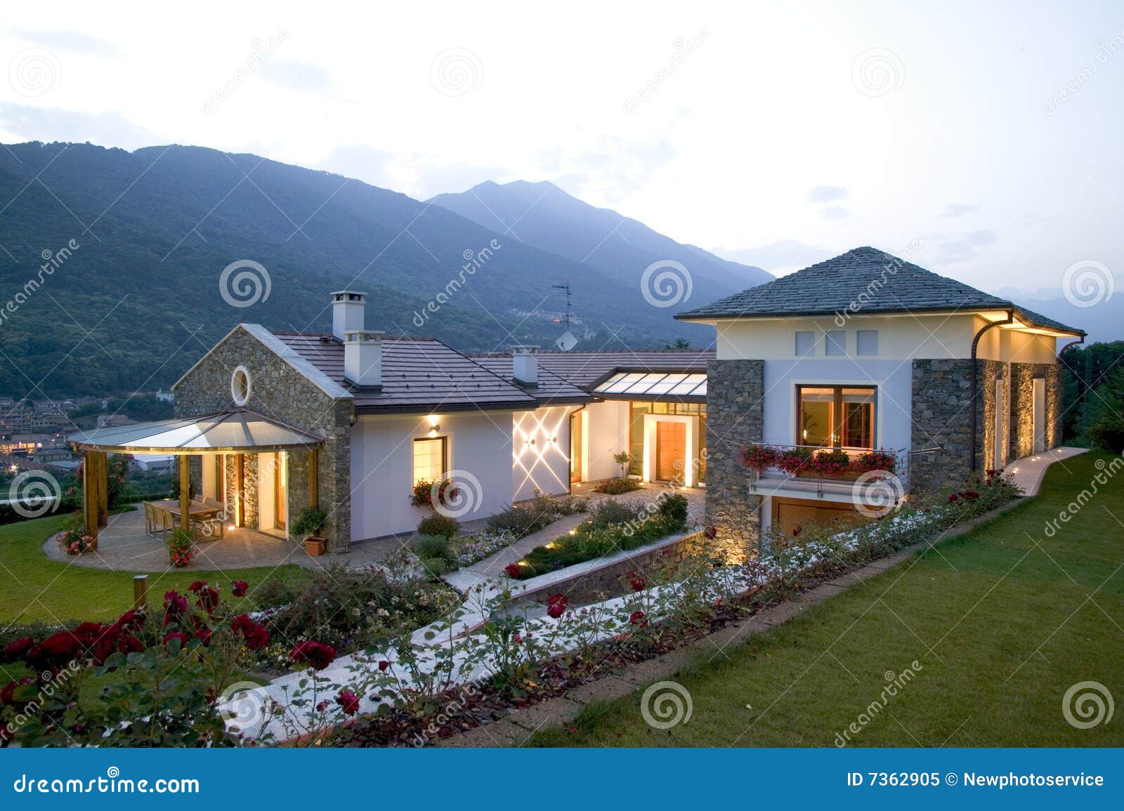 Luxury home at sunset stock image. Image of real, dream - 7362905