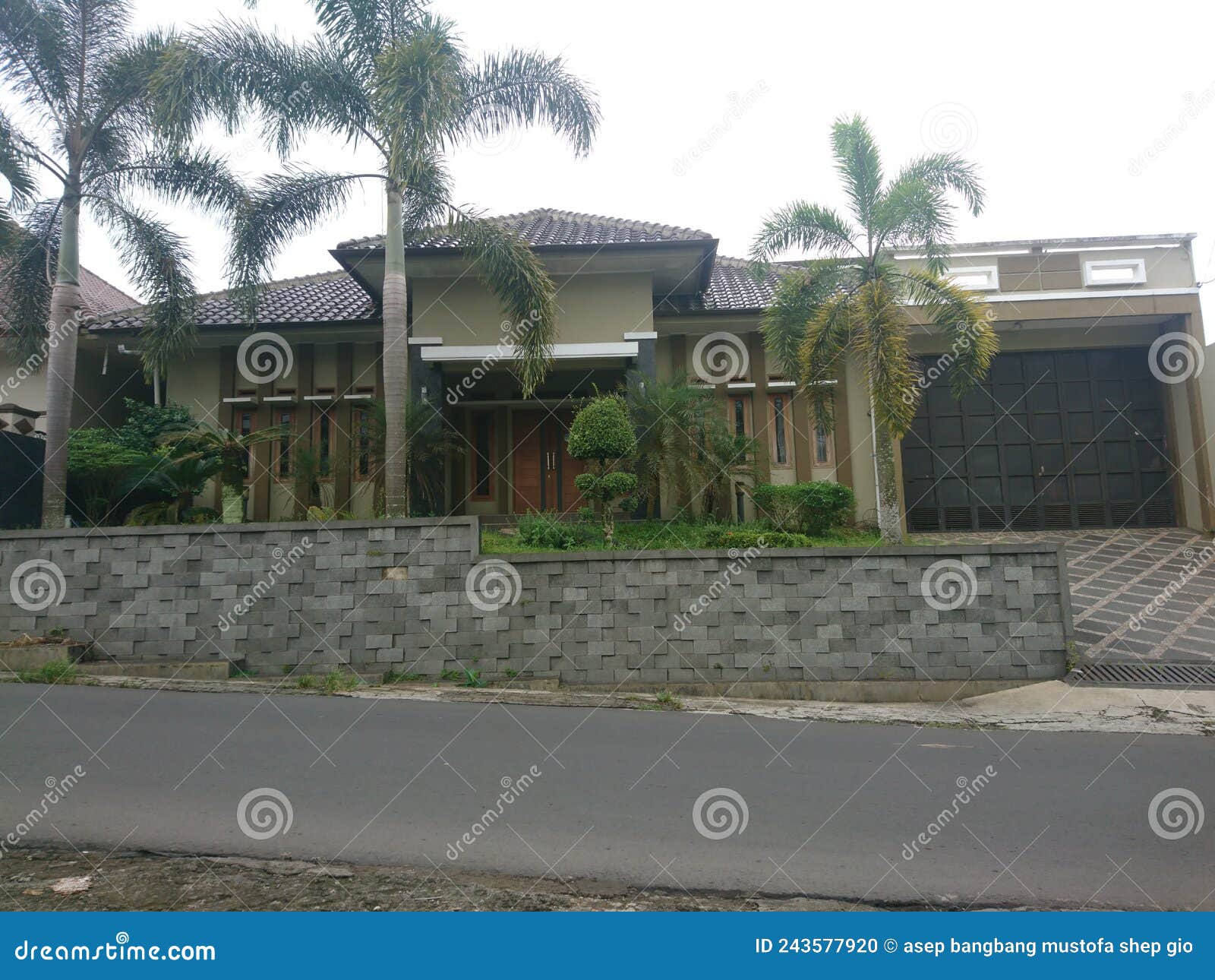 Luxury House on the Side of the Road Stock Photo - Image of mansion ...