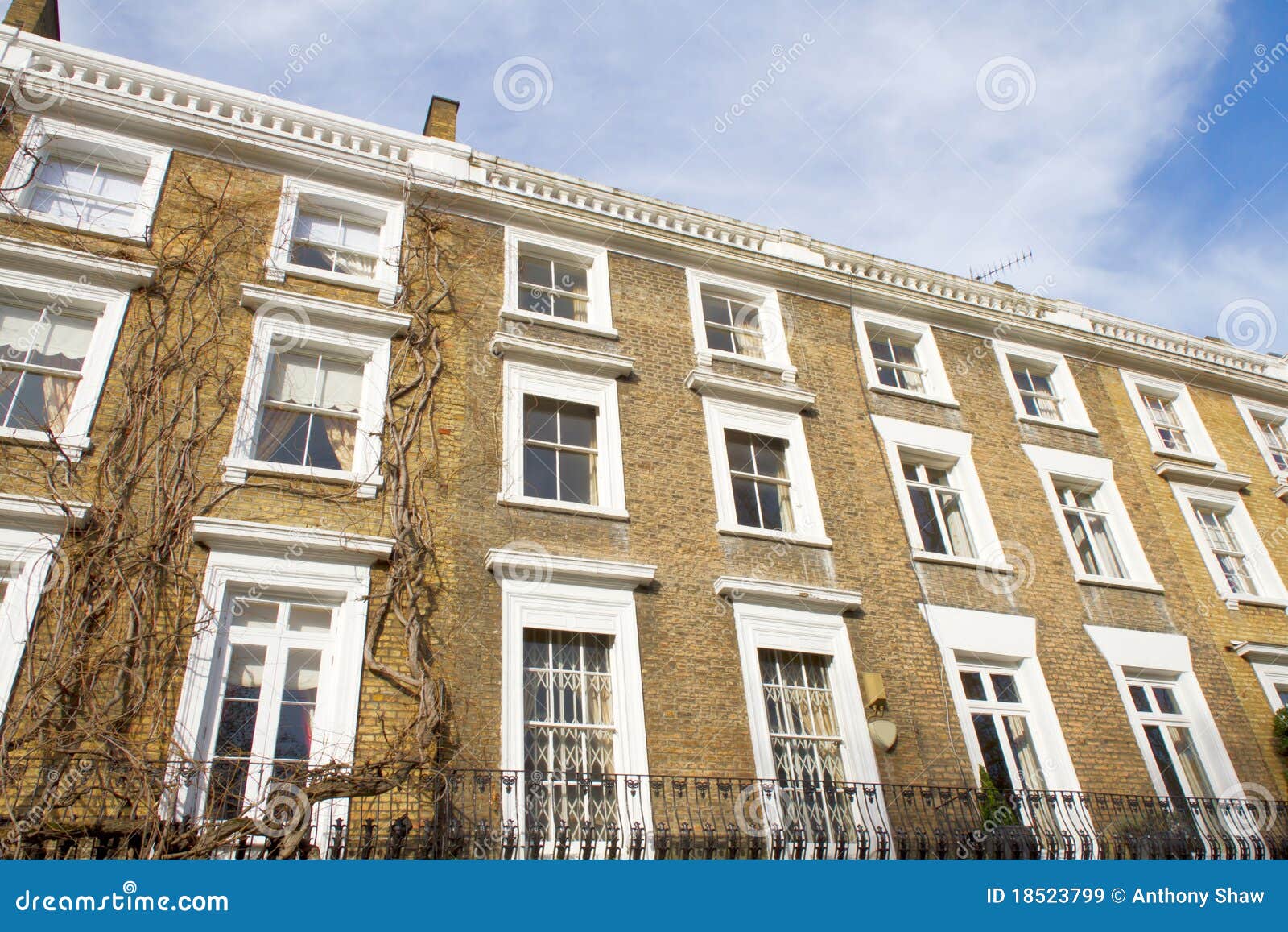 Luxury Housing in Knightsbridge London Stock Image - Image of elegant ...