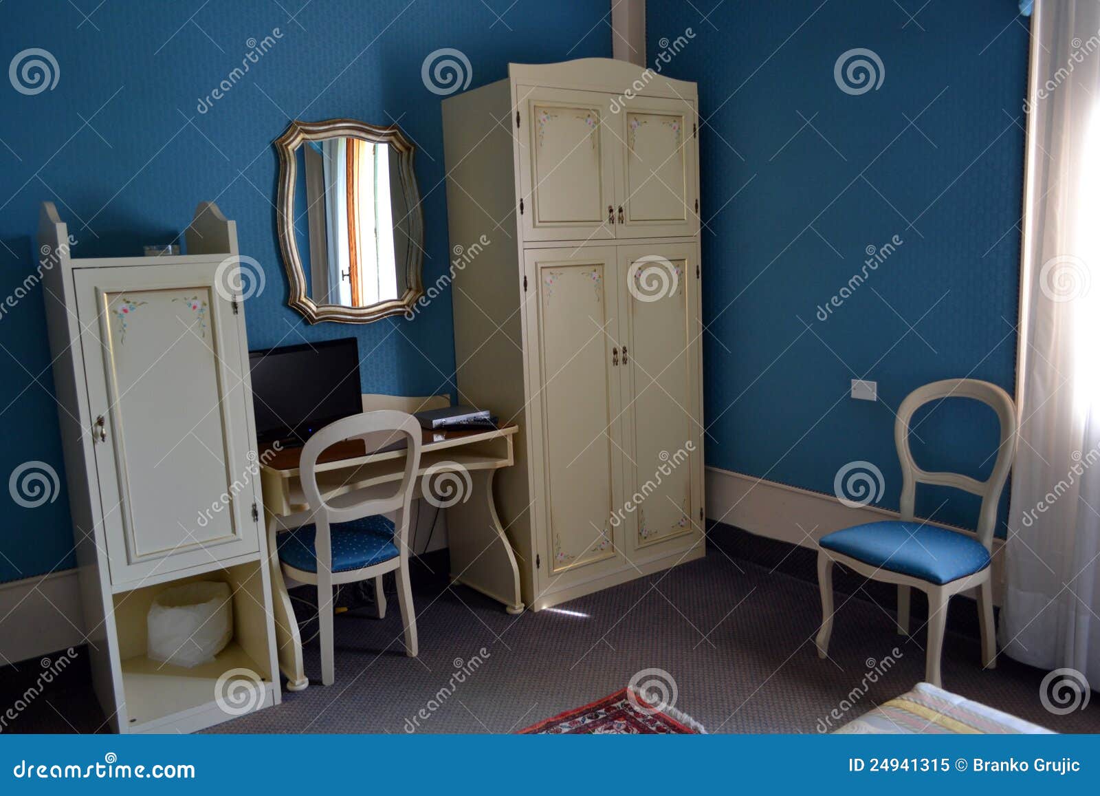 Luxury Italian Style Hotel Room Stock Image - Image of leisure, lamp ...