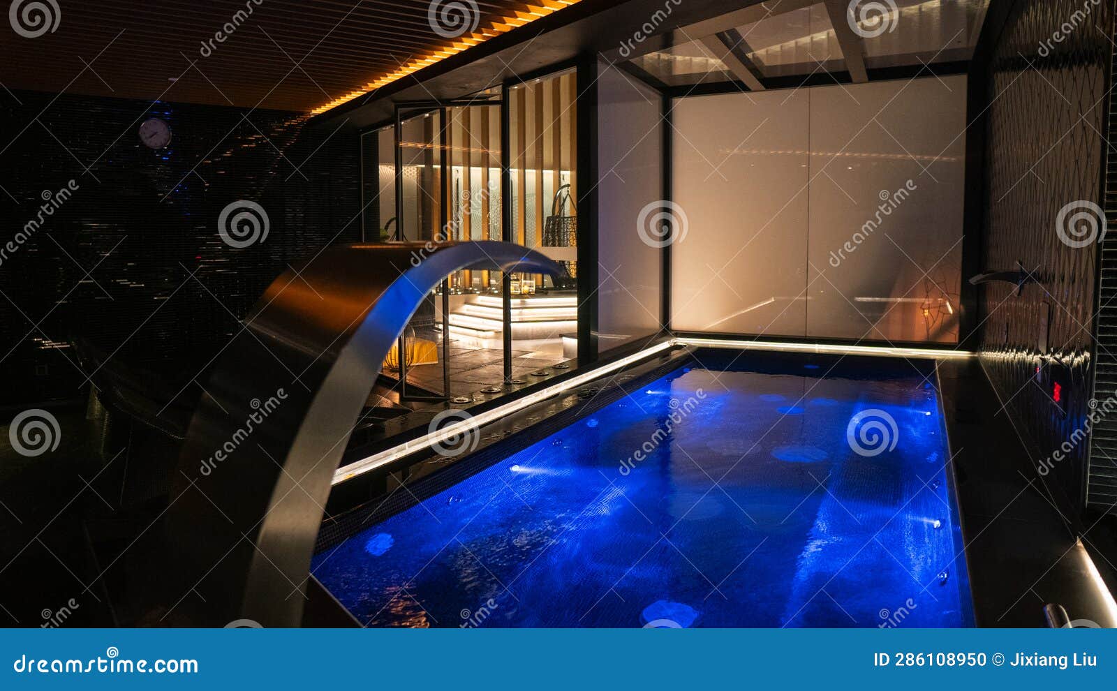 Luxury Spa Bath in High-end Hotel Stock Photo - Image of asian, onsen ...