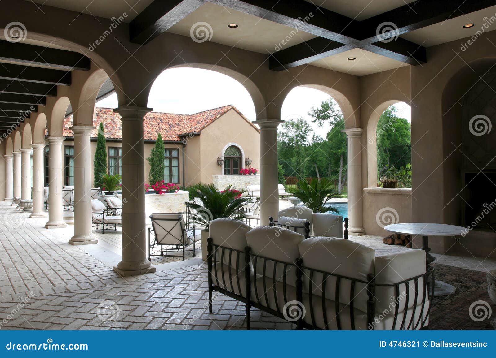 Luxury Spanish Style Home and Pool Stock Image - Image of chair, estate ...