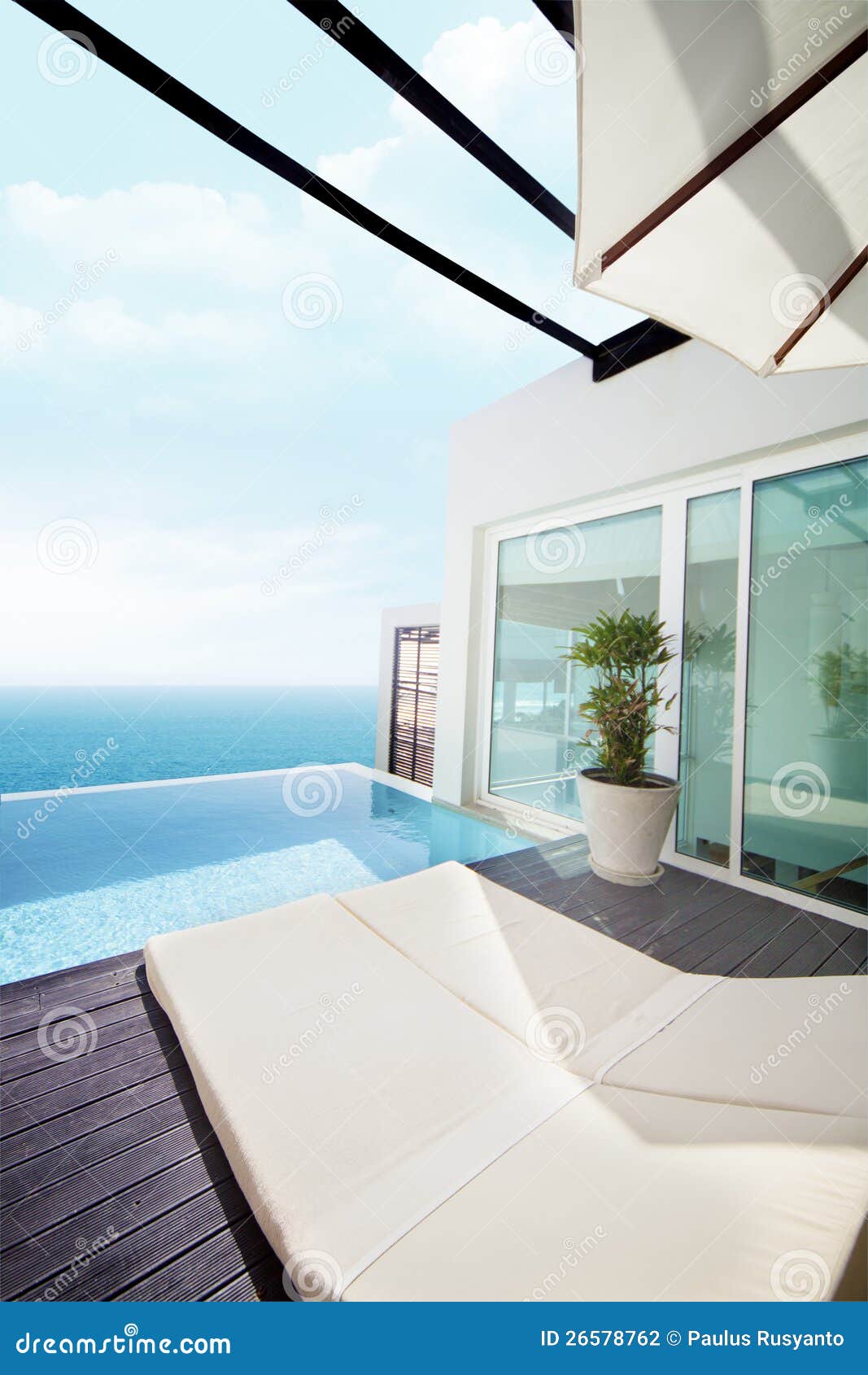 Luxury Villa with Ocean View Stock Photo - Image of landscape, balcony ...