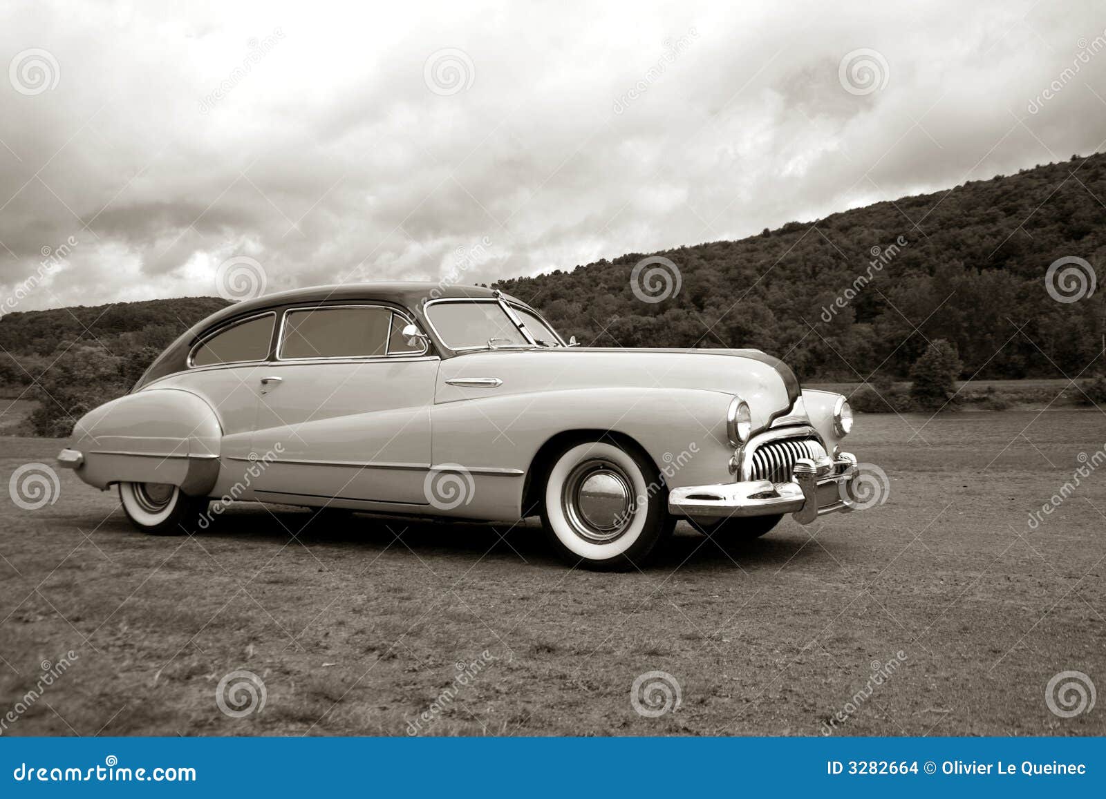 Luxury Vintage Fast Old Car Speeding Stock Photo - Image of road ...