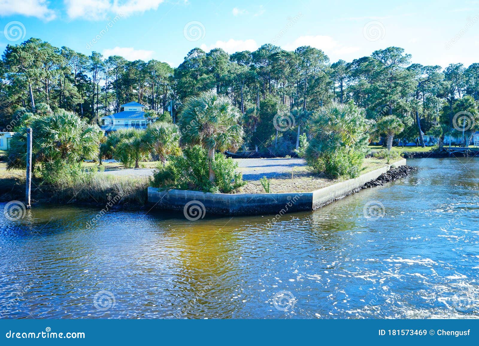 Luxury waterfront house stock image. Image of blue, color - 181573469