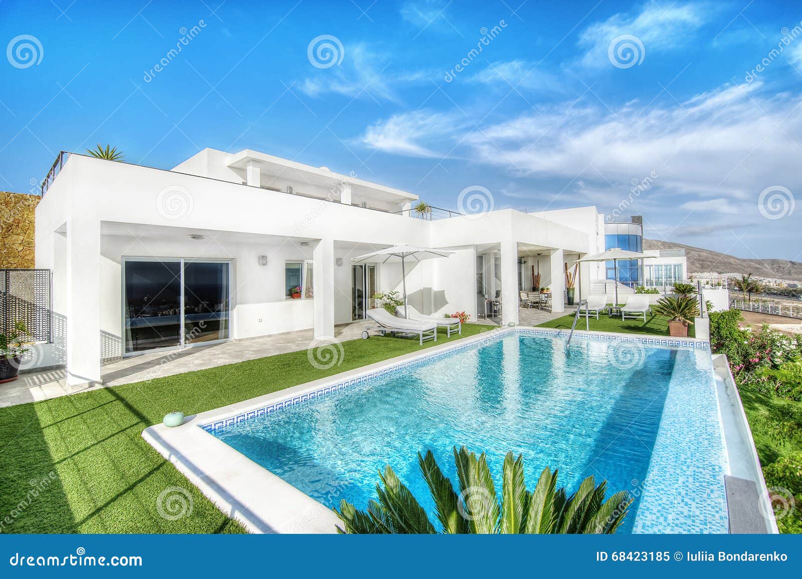 Luxury white house stock image. Image of gorgeous, comfortable - 68423185