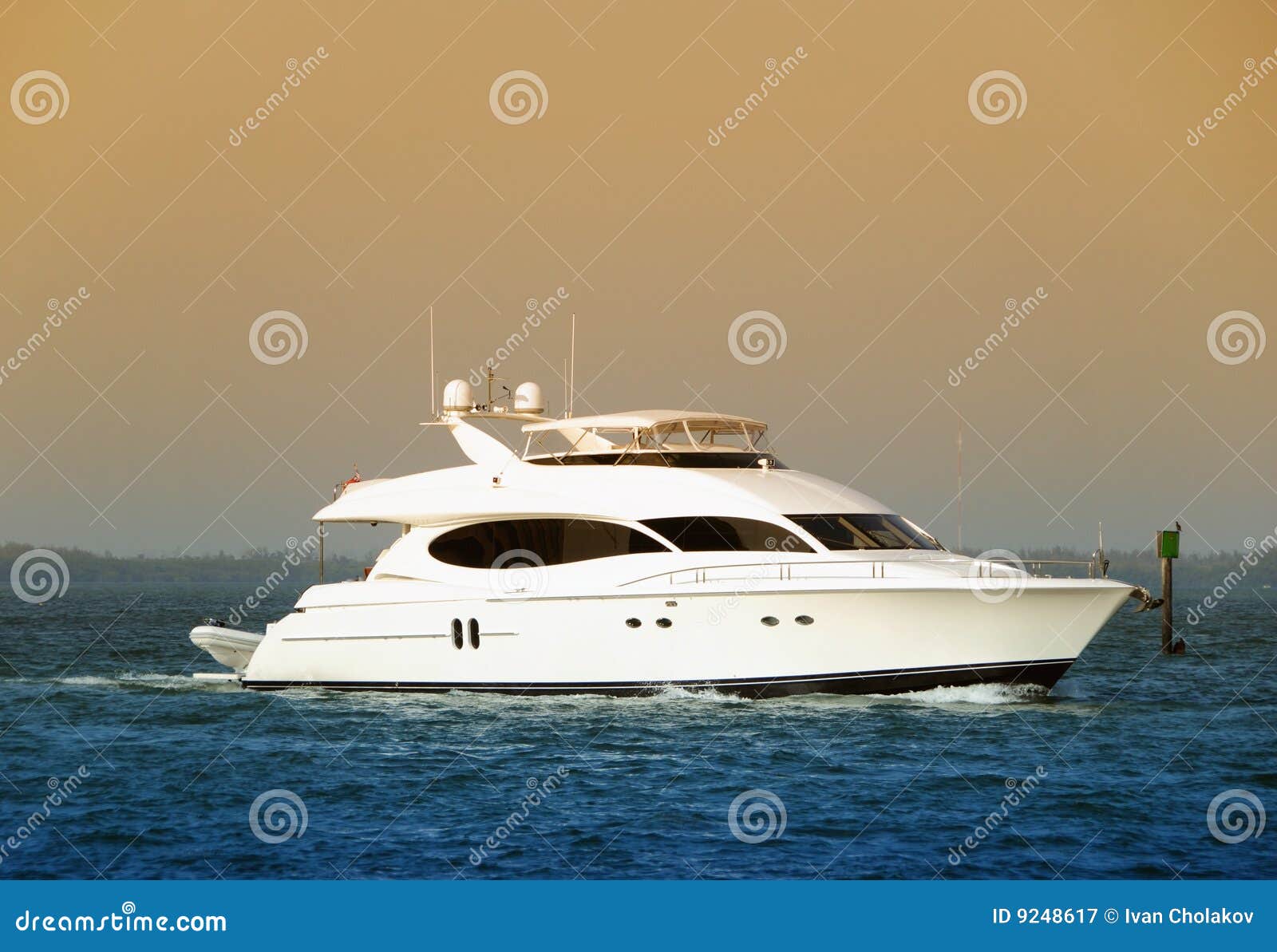 Luxury Yacht Returning Back To Port Stock Image - Image of water ...