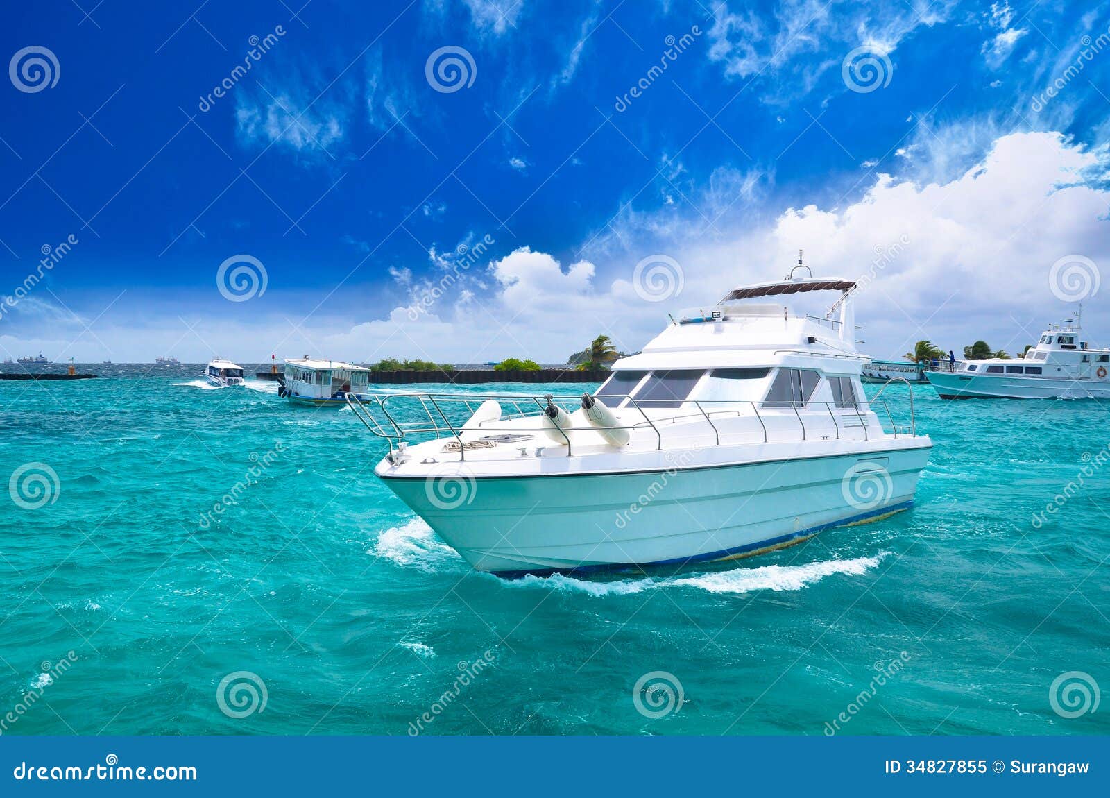 Luxury Yatch in Beautiful Ocean Stock Image - Image of motor, private ...