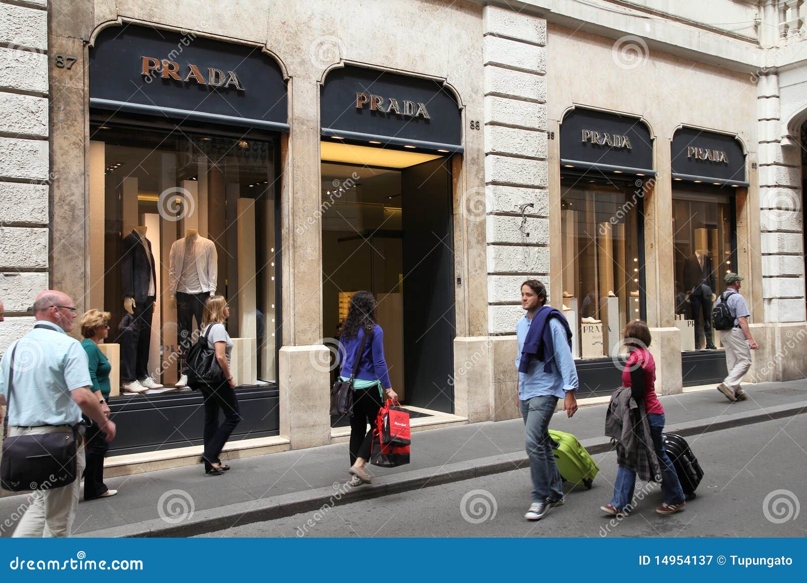 Luxus redaktionelles stockfotografie. Bild von mode, italien - 14954137