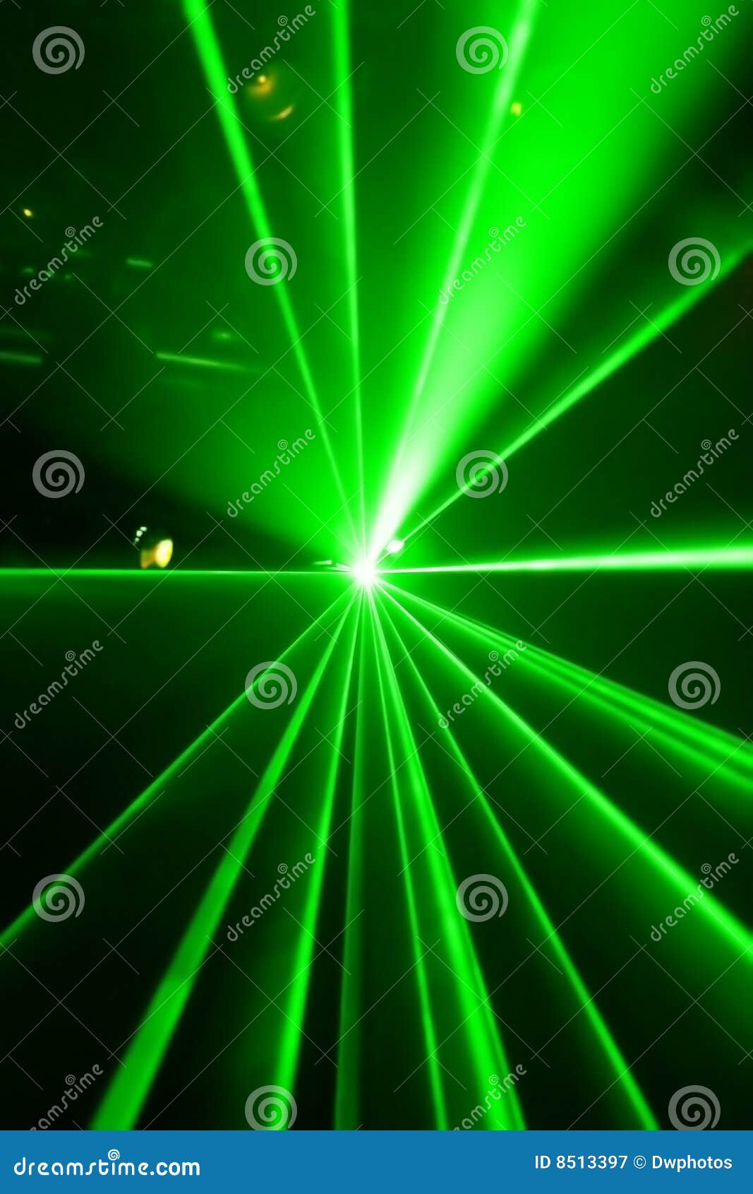Luz laser verde imagen de archivo. Imagen de resaltar - 8513397