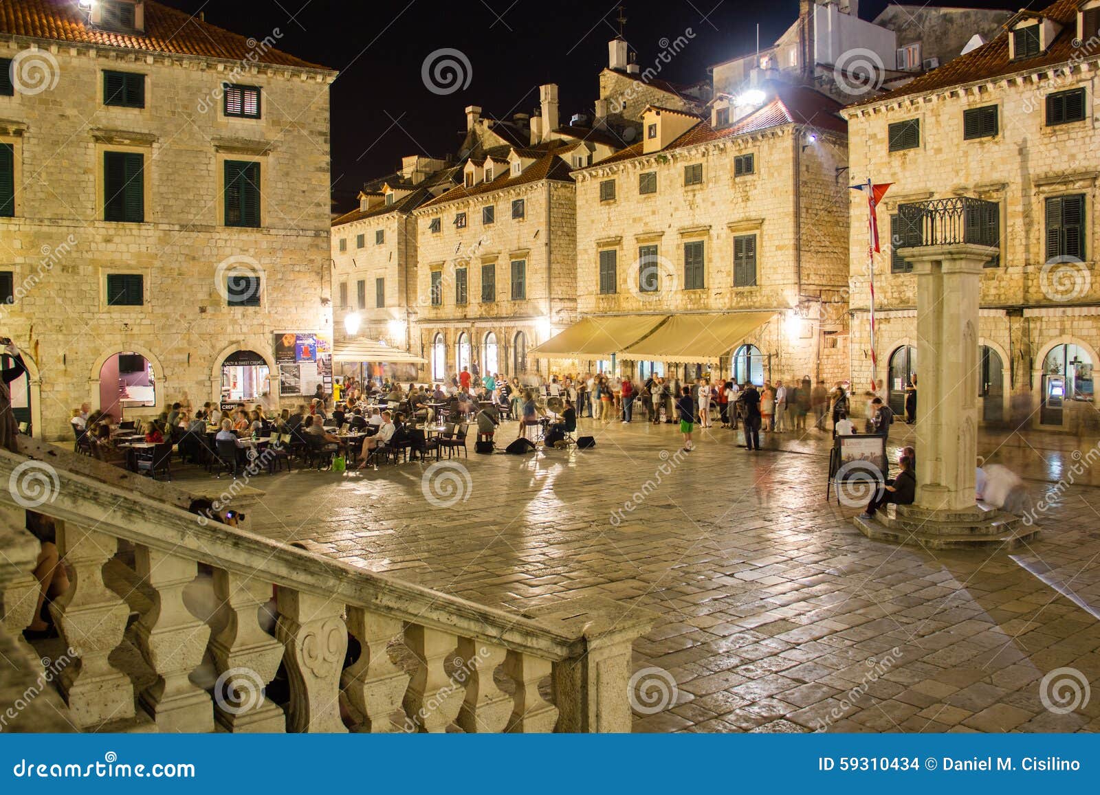 Luza Square at Night. Dubrovnik. Croatia Editorial Stock Image - Image ...
