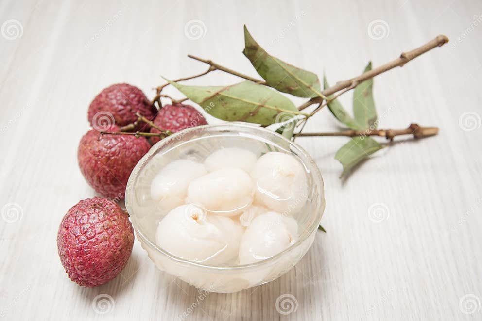 Lychee Casing in the Cup and Fruit. Stock Image - Image of asian ...