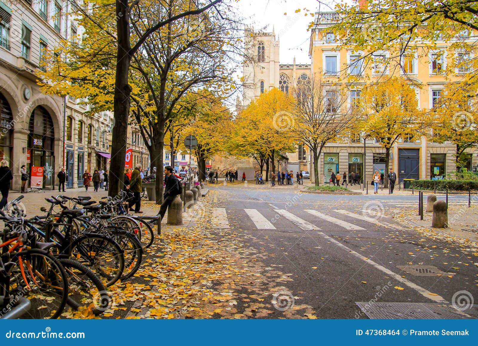 Lyon old town in autumn editorial stock image. Image of saone - 47368464