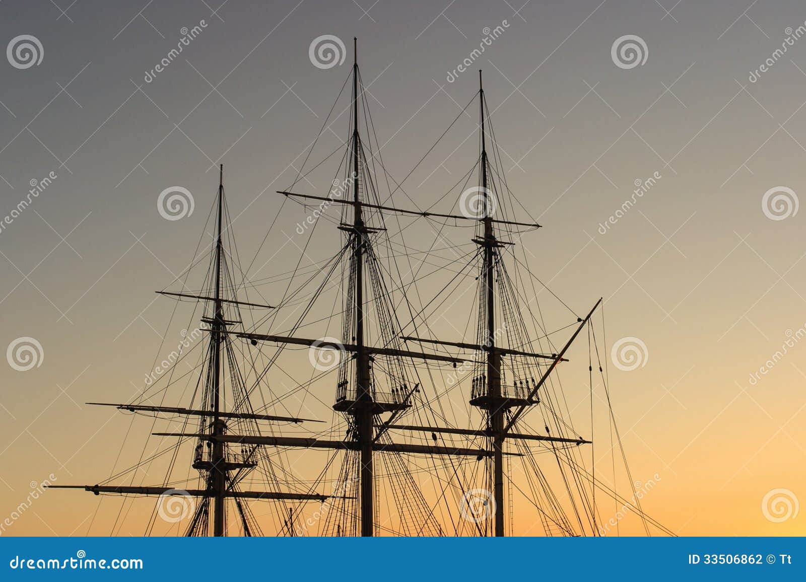 Mât grand de bateau photo stock. Image du navigation - 33506862