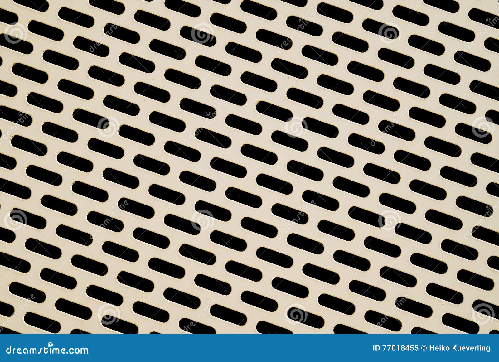 Métal perforé image stock. Image du abstrait, surface - 77018455