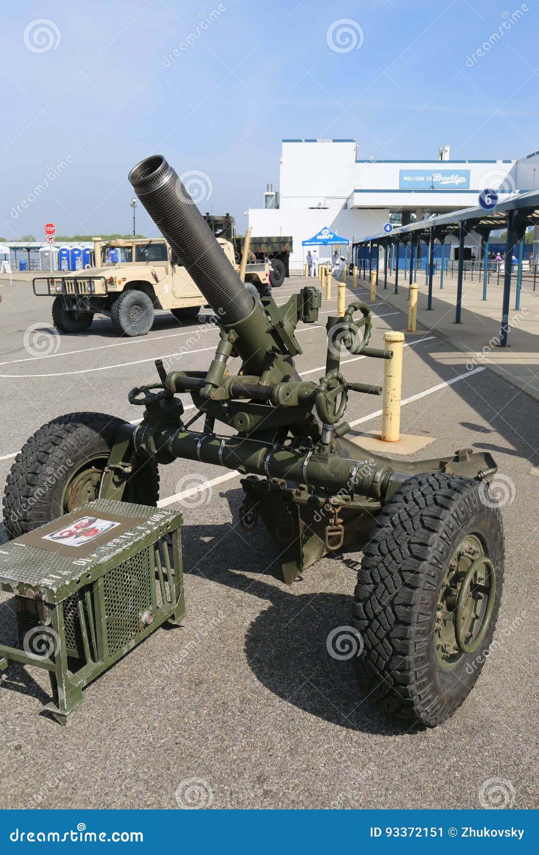 Mörser US Marine Corps M120 120mm Redaktionelles Foto - Bild von schutz ...