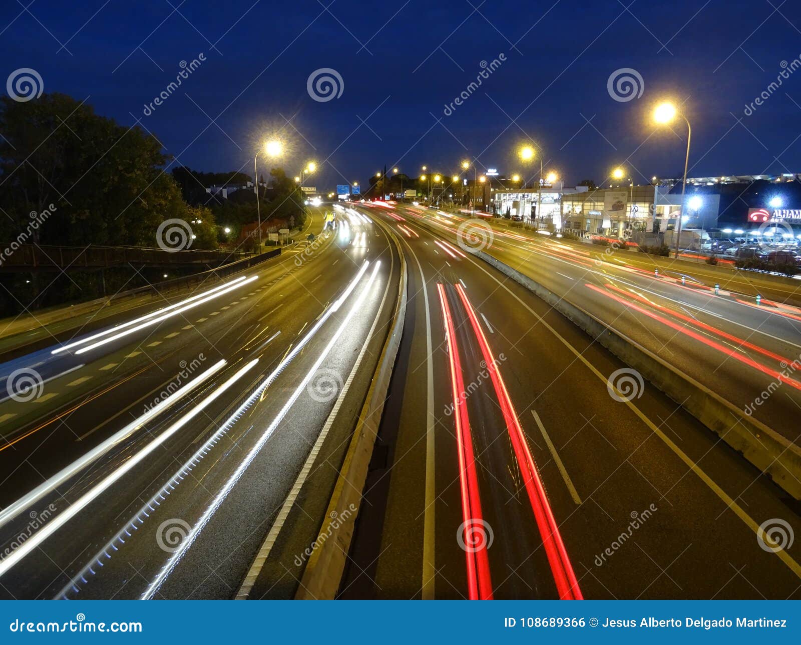 M40 редакционное фото. изображение насчитывающей свет - 108689366