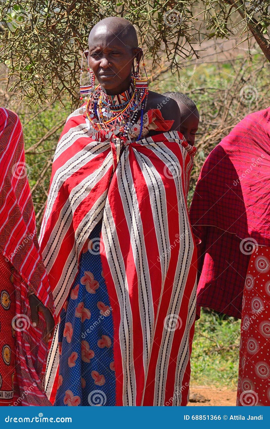 Maasai woman, Kenya editorial photo. Image of park, countryside - 68851366
