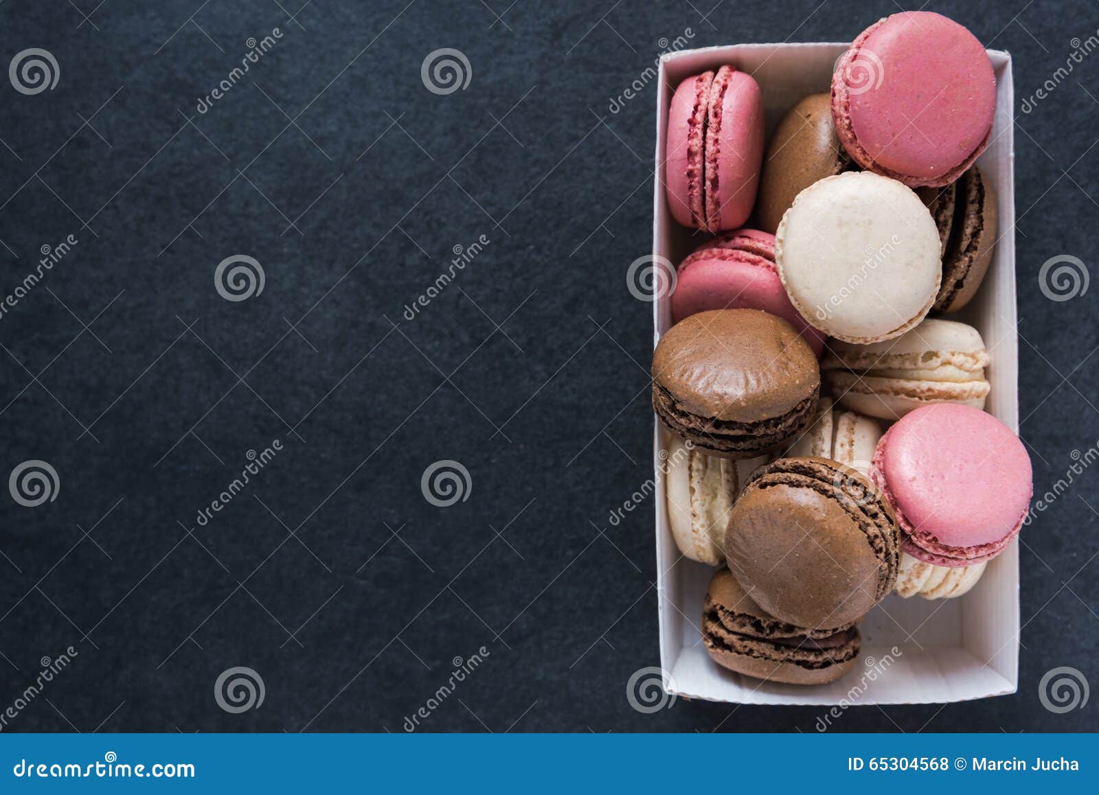 Macarons on Dark Background Stock Photo - Image of border, cookie: 65304568