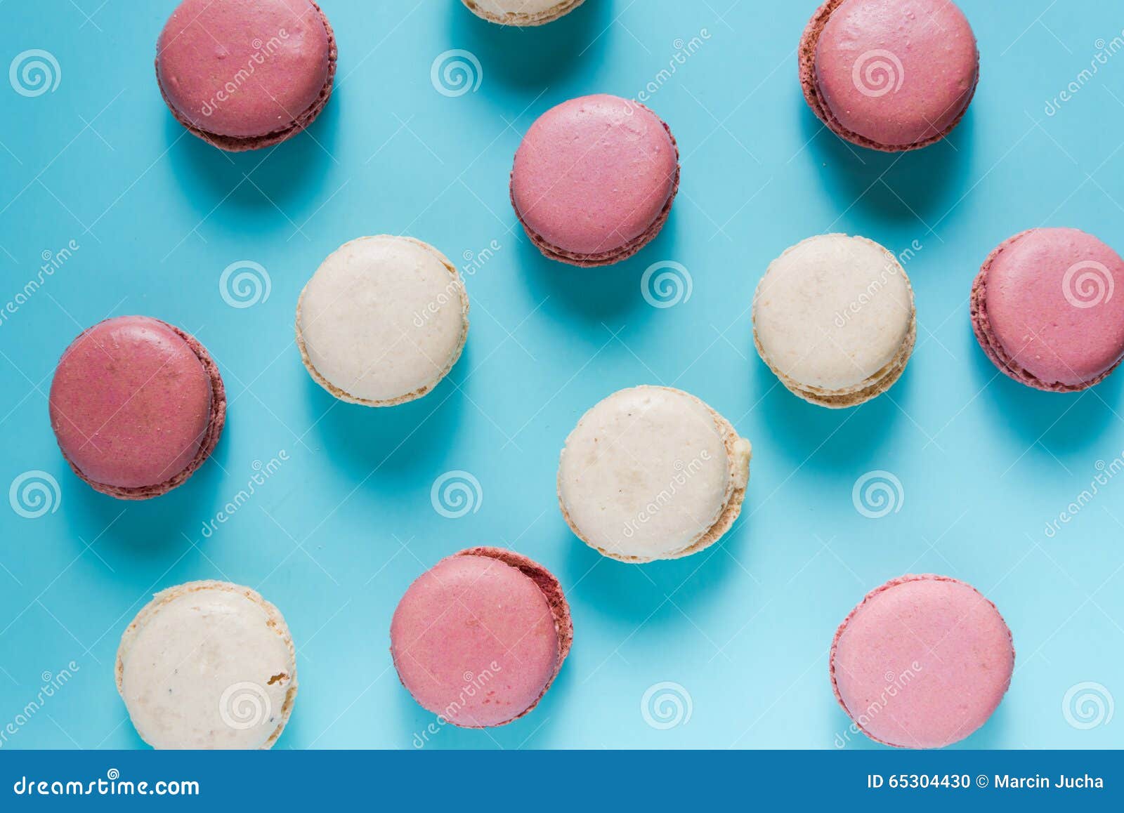 Macarons En Colores En Colores Pastel Foto de archivo - Imagen de ...