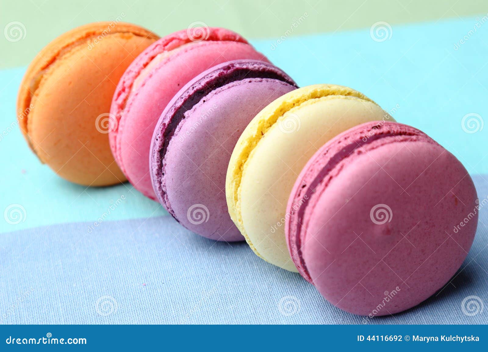 Macaroons foto de stock. Imagem de padaria, chocolate - 44116692