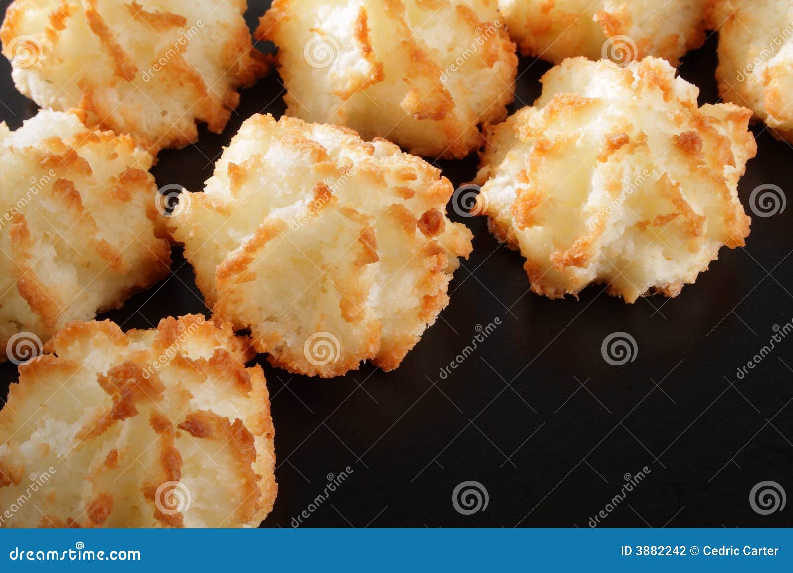 Macarrones de coco foto de archivo. Imagen de comestible - 3882242