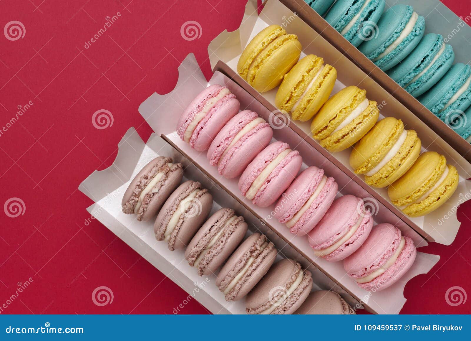 Macarrones En Colores Pastel Franceses, Estilo Plano De La Endecha ...