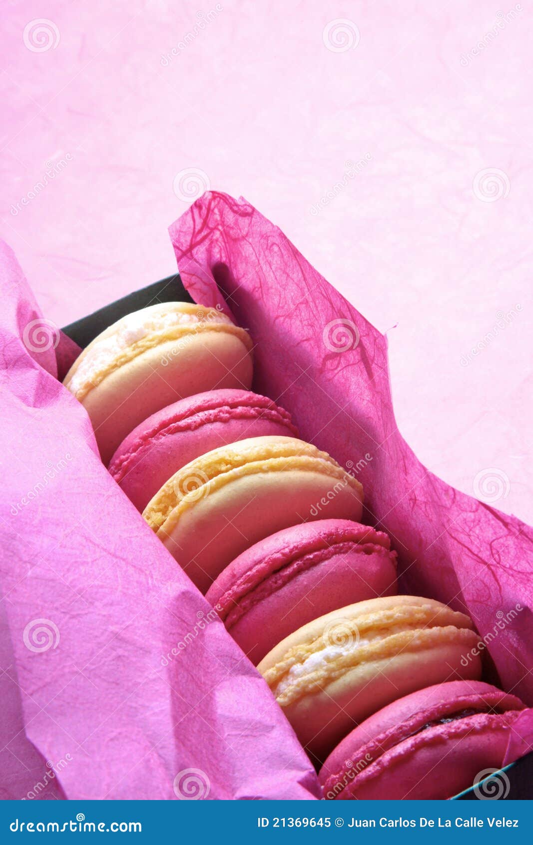 Macarrones Franceses Coloridos Dulces Imagen de archivo - Imagen de ...