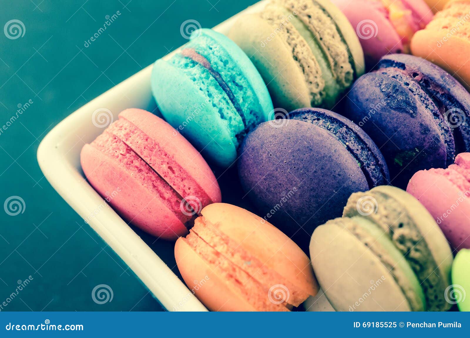 Macarrones Franceses Dulces Y Coloridos Imagen de archivo - Imagen de ...