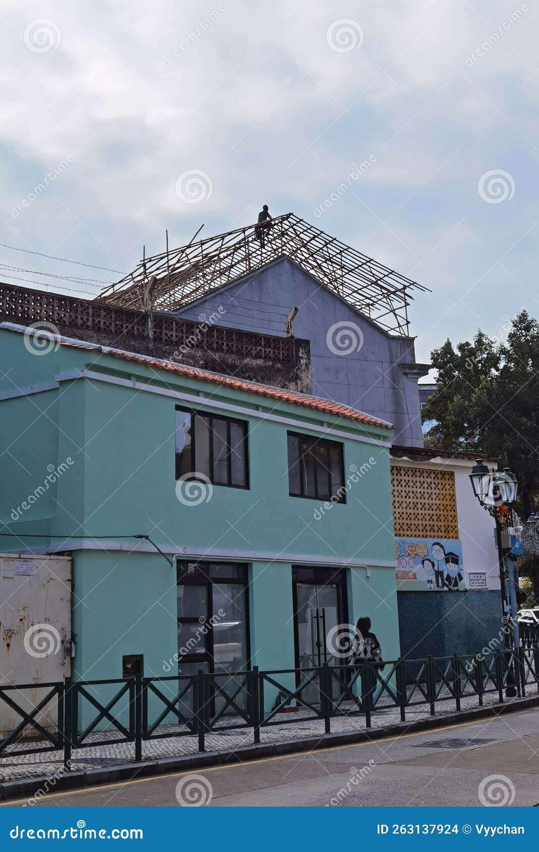Macau Construction Industry Bamboo Scaffold Structure Building Roof ...
