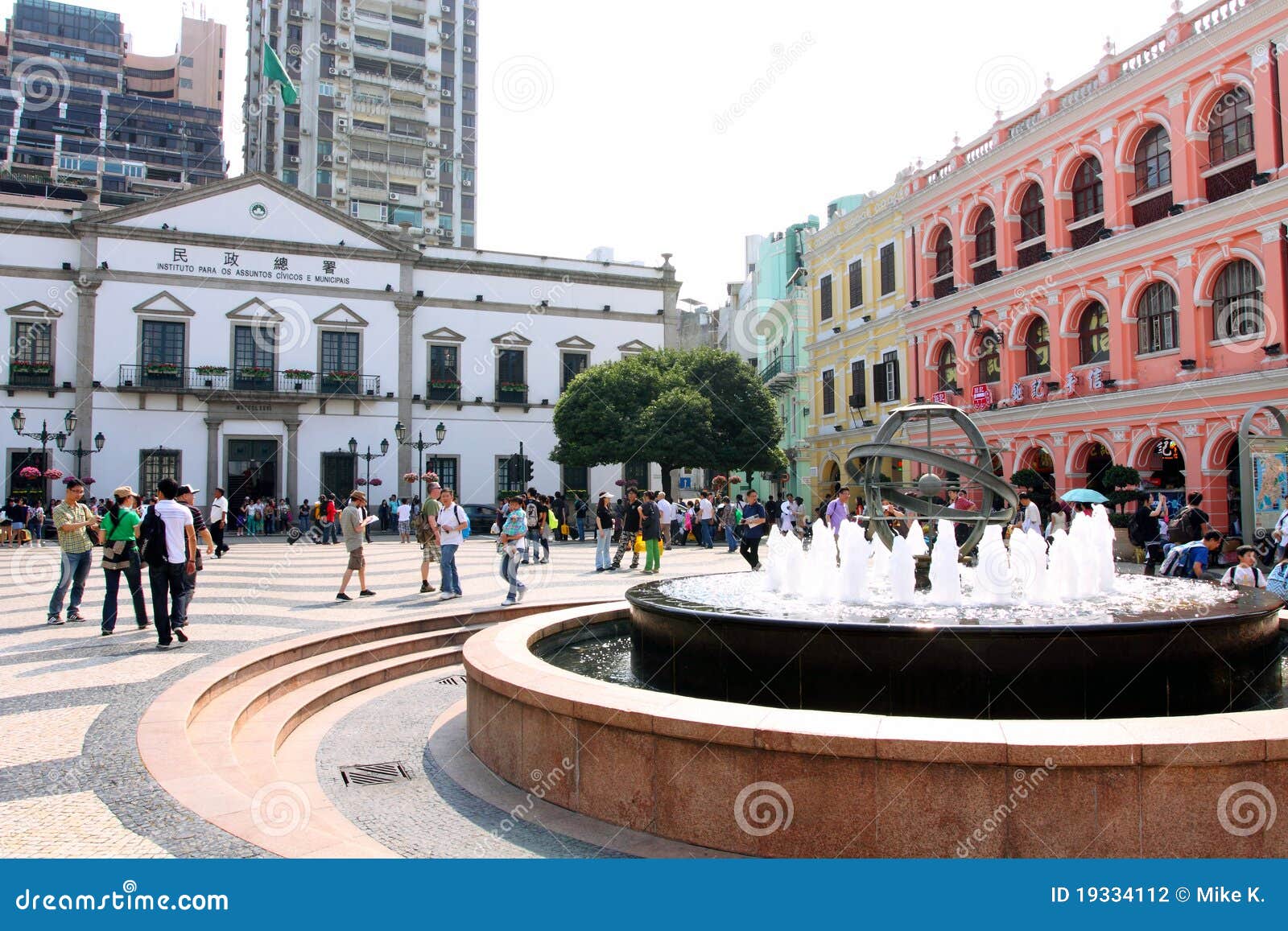 Macau : Leal Senado Square editorial photography. Image of fire - 19334112