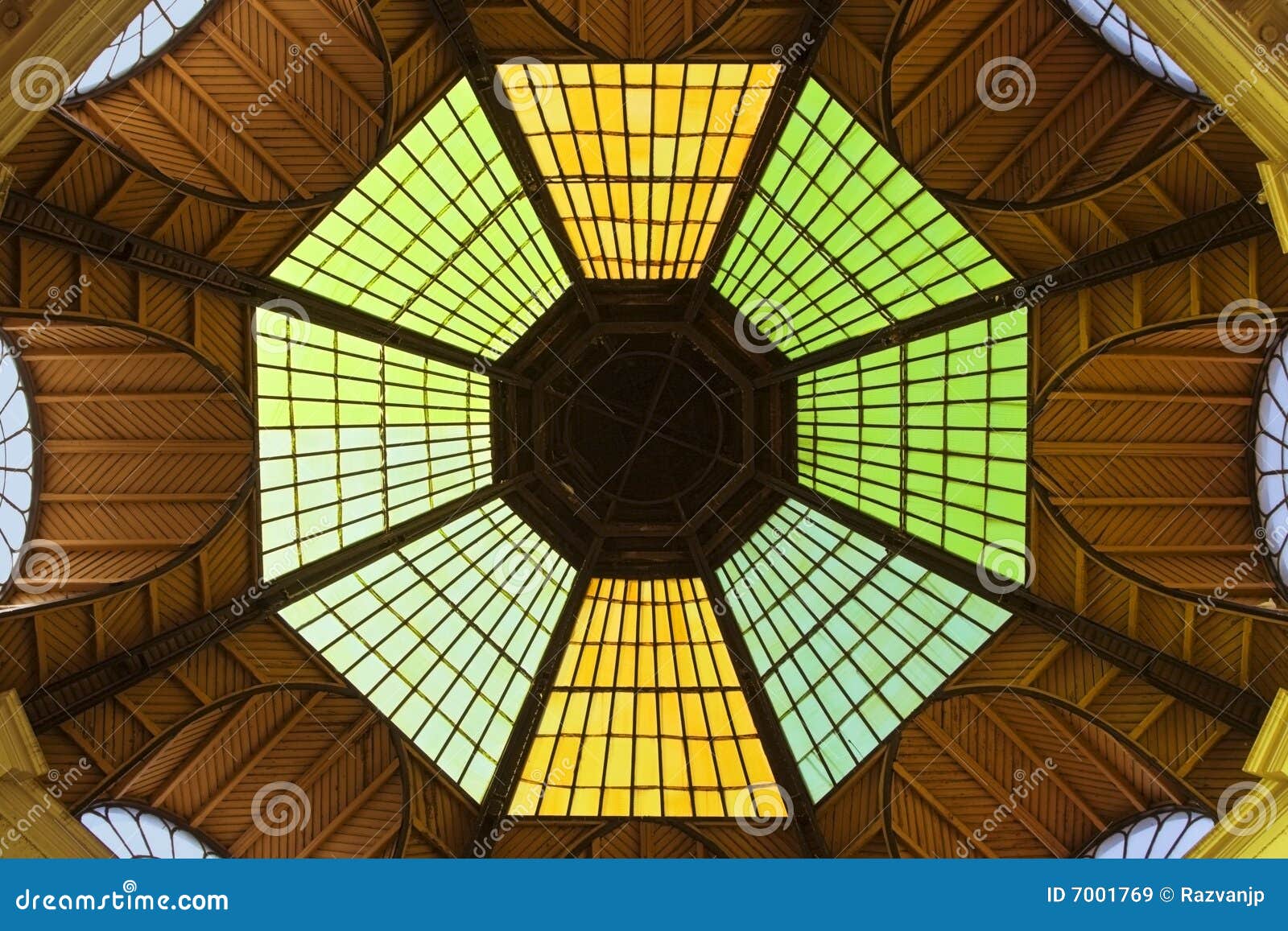 Macca-Villacrosse Passage Boekarest Stock Afbeelding - Image of bruin ...